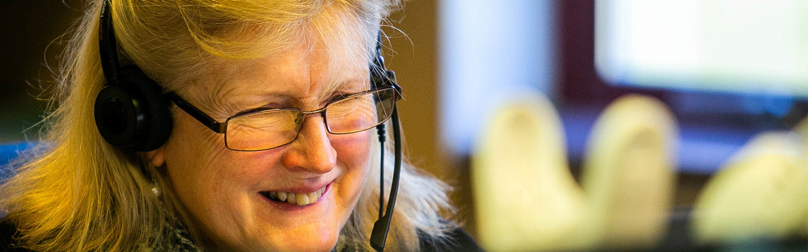 Answering the call at Christmas | Age UK